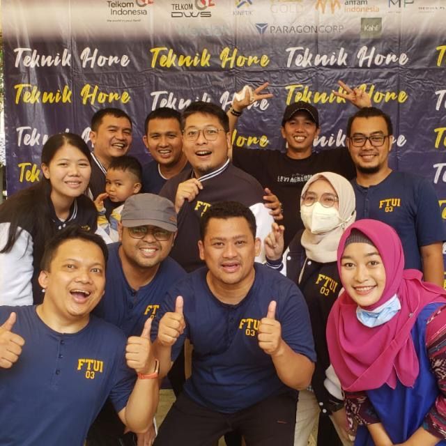 0403 - 2 Decades - (powered by Challenge Hound)